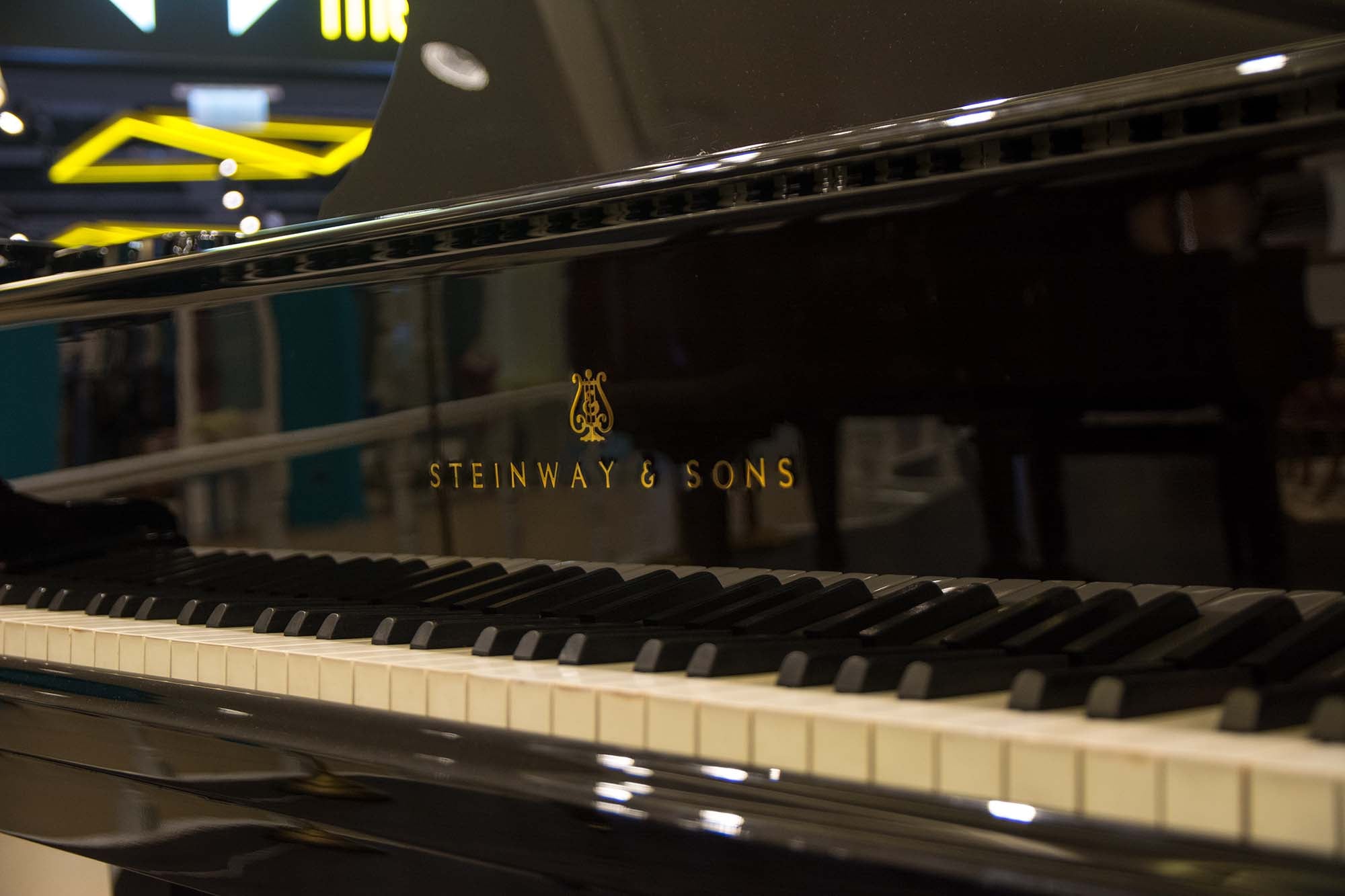 Piano Store in Abu Dhabi | Best Piano Showroom | The Piano Gallery