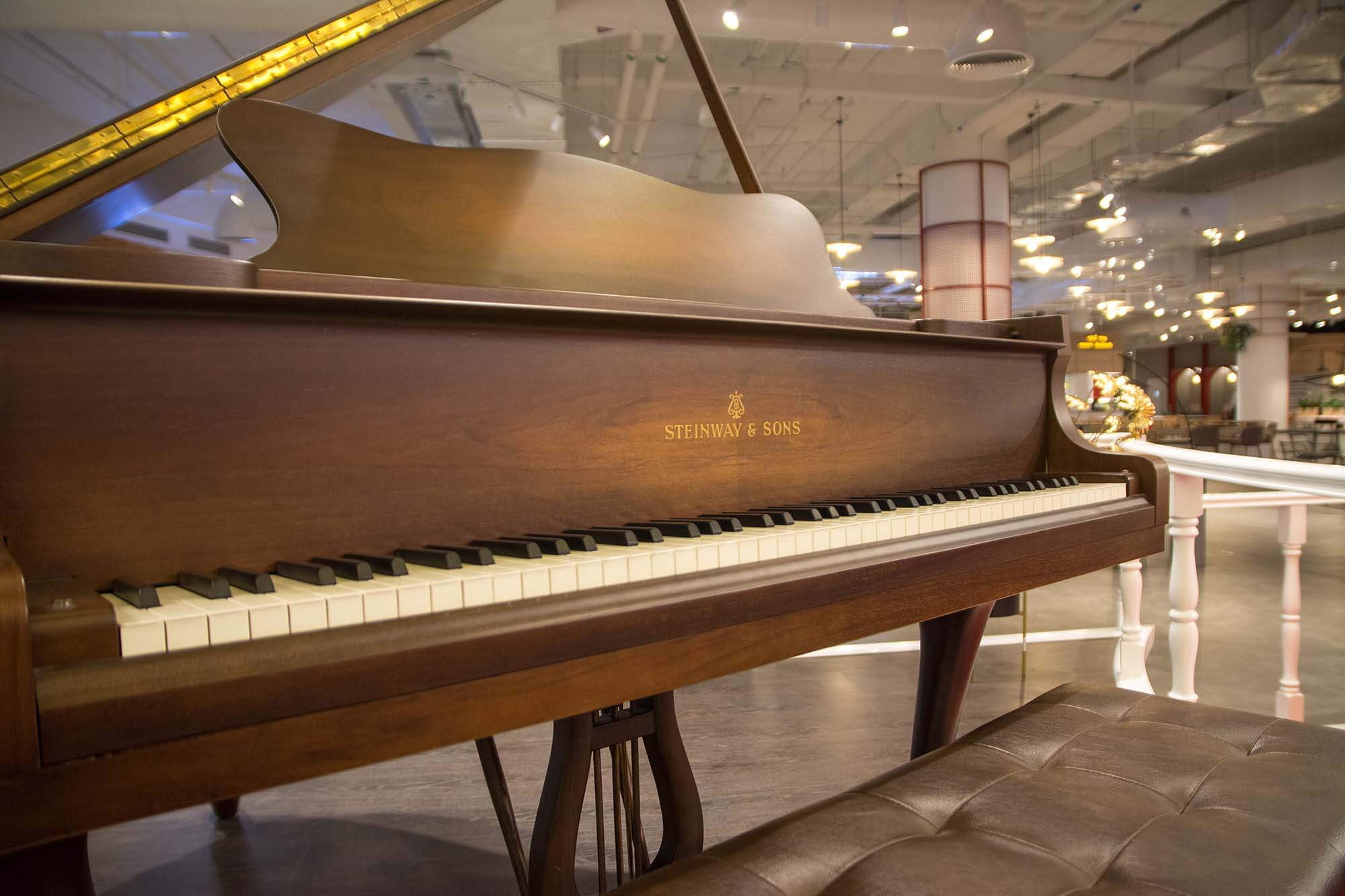 Piano Store in Abu Dhabi | Best Piano Showroom | The Piano Gallery